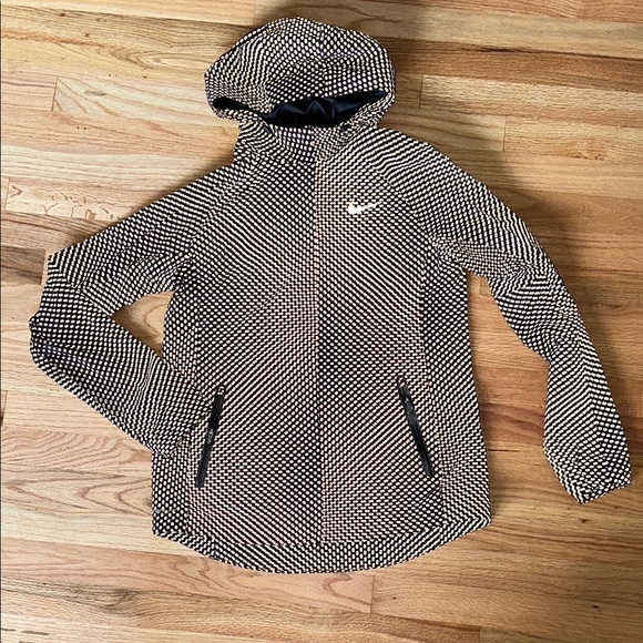 Nike | Jackets & Coats | Nike Flash Reflective Hooded Running Jacket ...